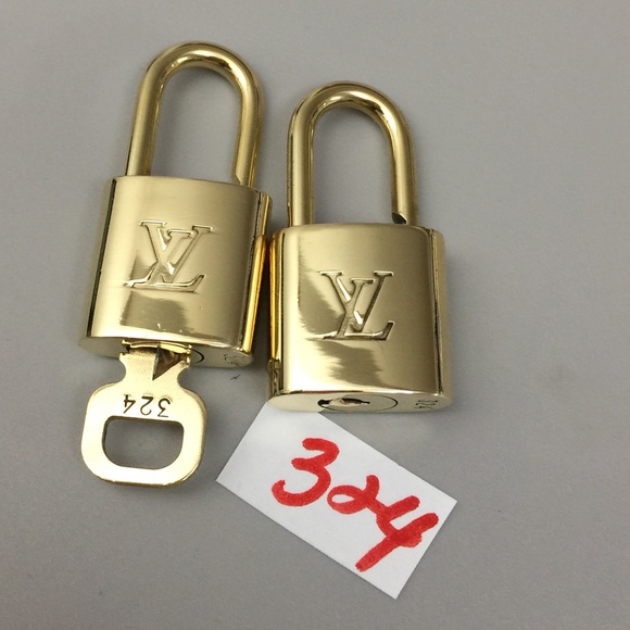 Louis Vuitton | Bags | Authentic Louis Vuitton 2 Padlocklocks Key 324 ...